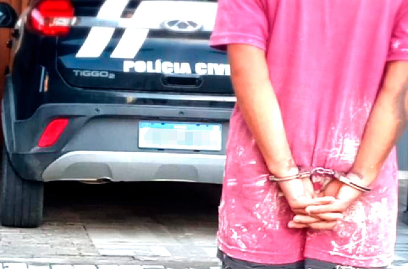 Suspeito de roubos na região é preso em Barra Velha Suspeito de roubos na região é preso em Barra Velha